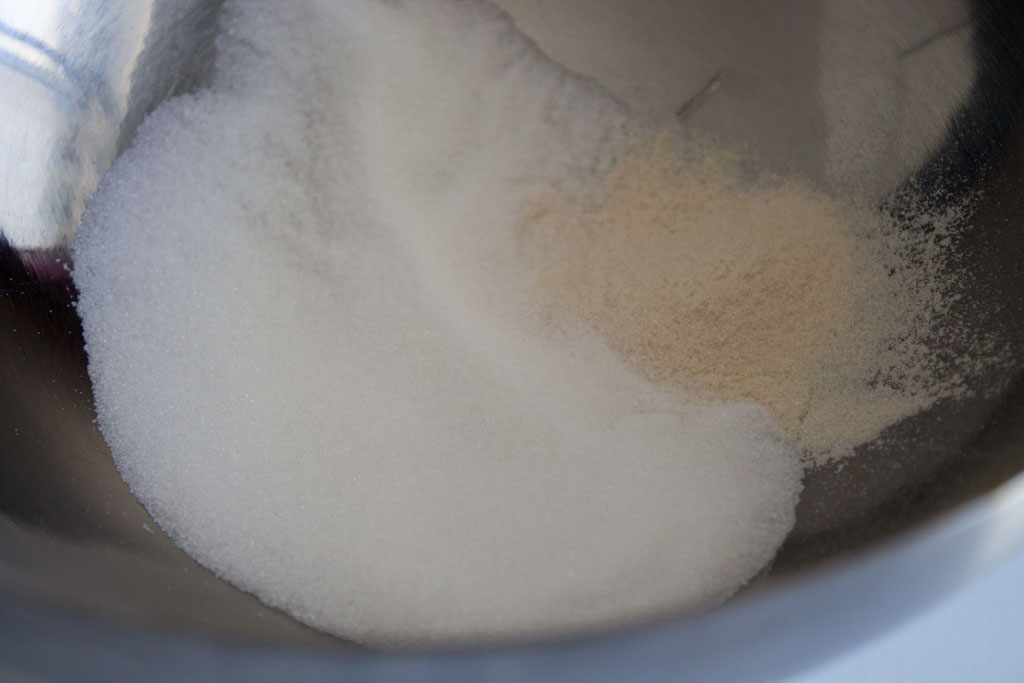 Passion fruit and raspberry éclairs – Road to Pastry