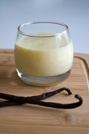 Recipe: Vanilla custard sauce (Crème anglaise) – Road to Pastry